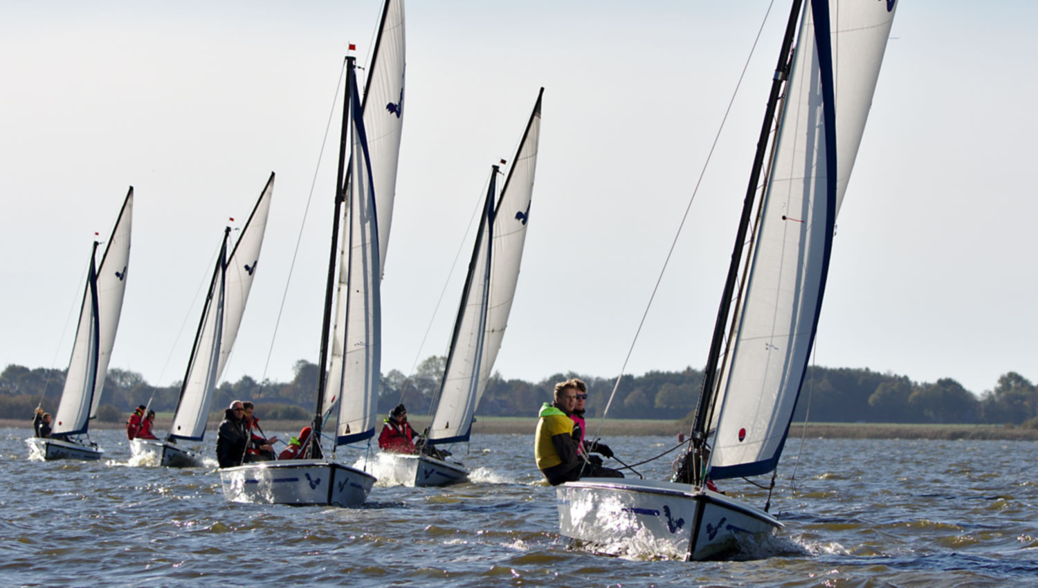 Ulepanne | Jeugdboten - Leer zeilen in de Polyvalk